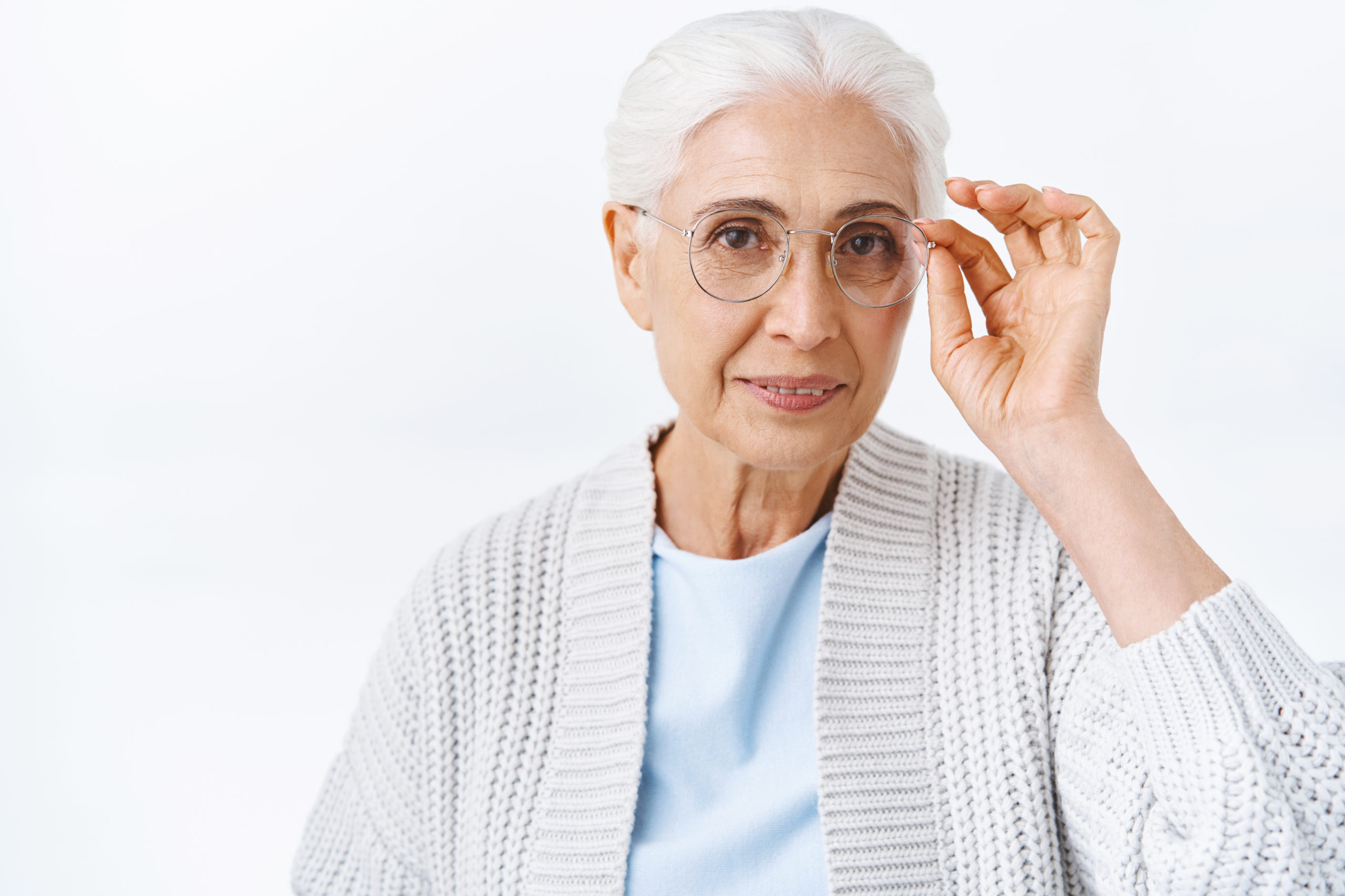 What are Cataract Symptoms and Vision Changes?