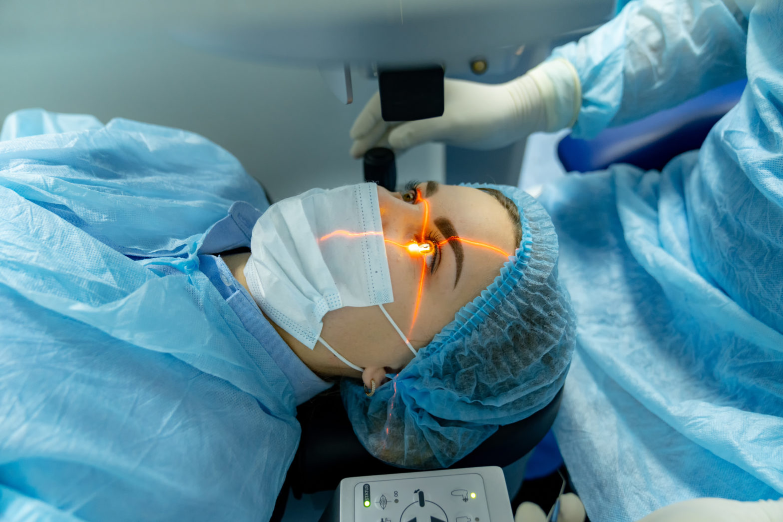 SMILE vs LASIK Eye Surgery: Procedure, Benefits, and Costs